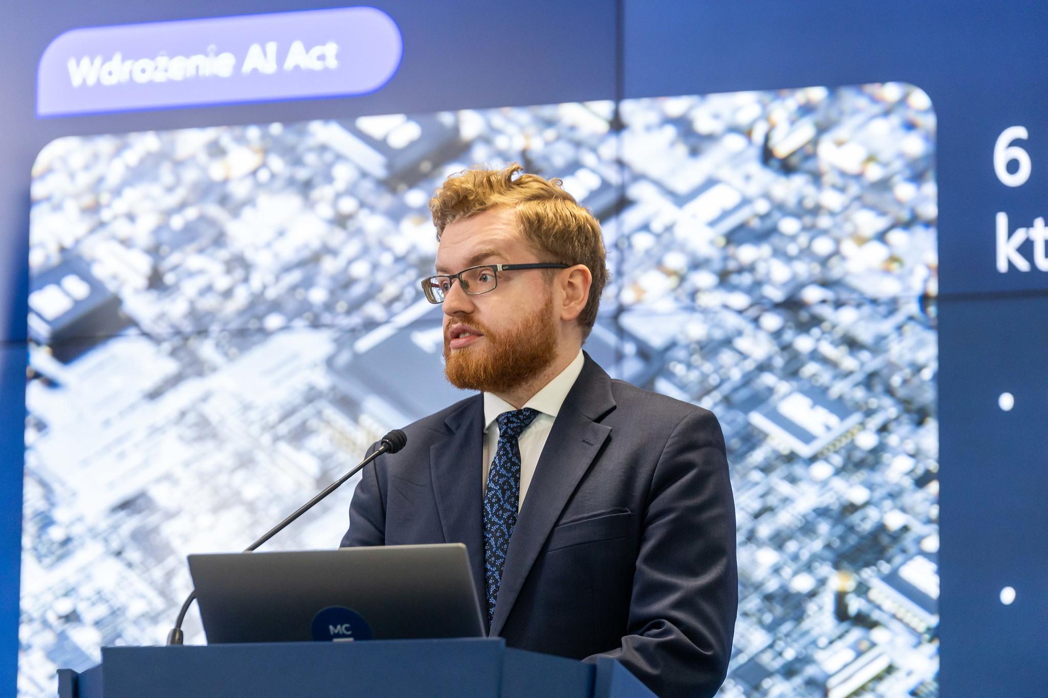 Ministerstwo Cyfryzacji ma plan i siłę przebicia – Dariusz Standerski o ...