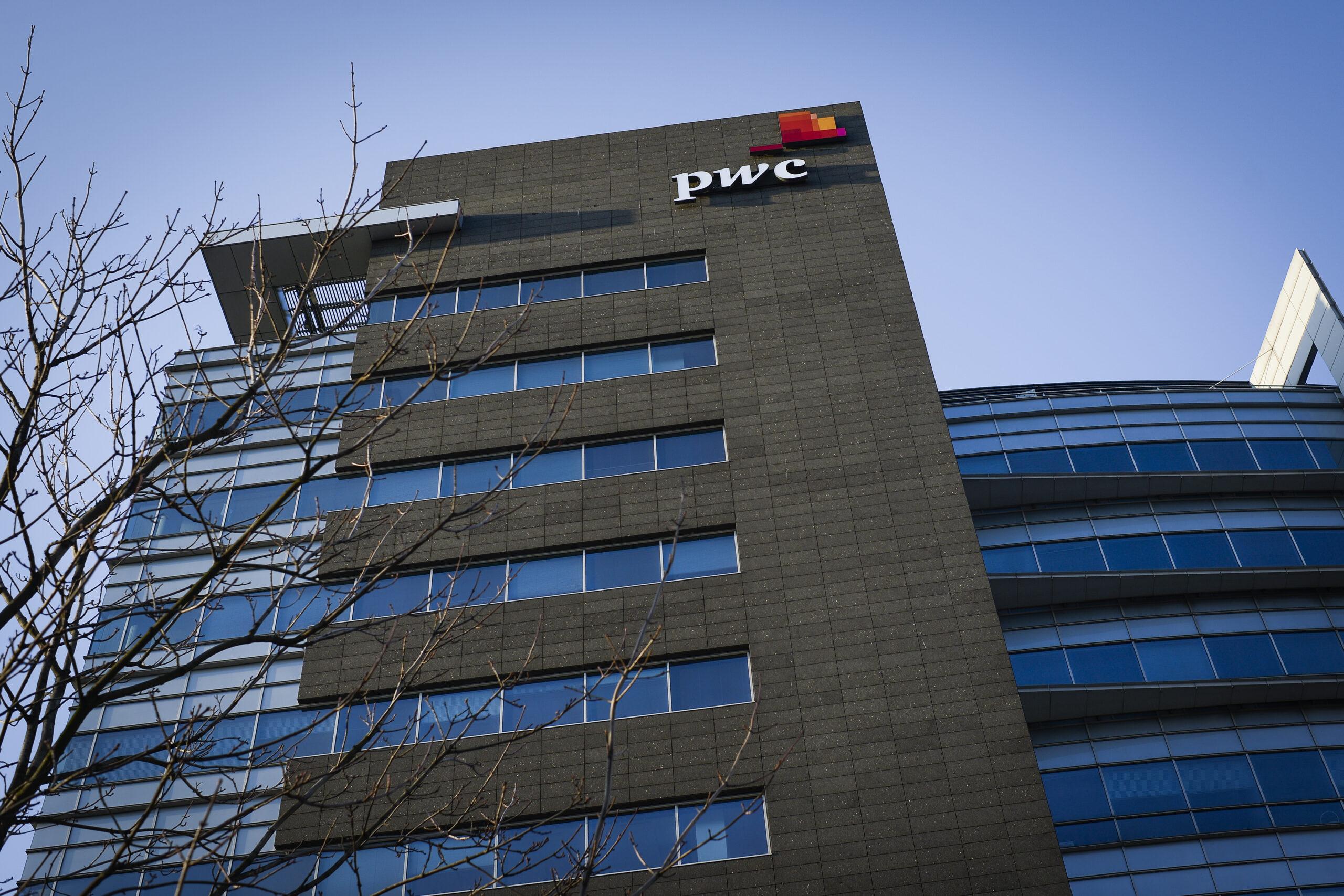 PwC: AI może zwiększyć globalne PKB o 15 proc. do 2035 r. - XYZ