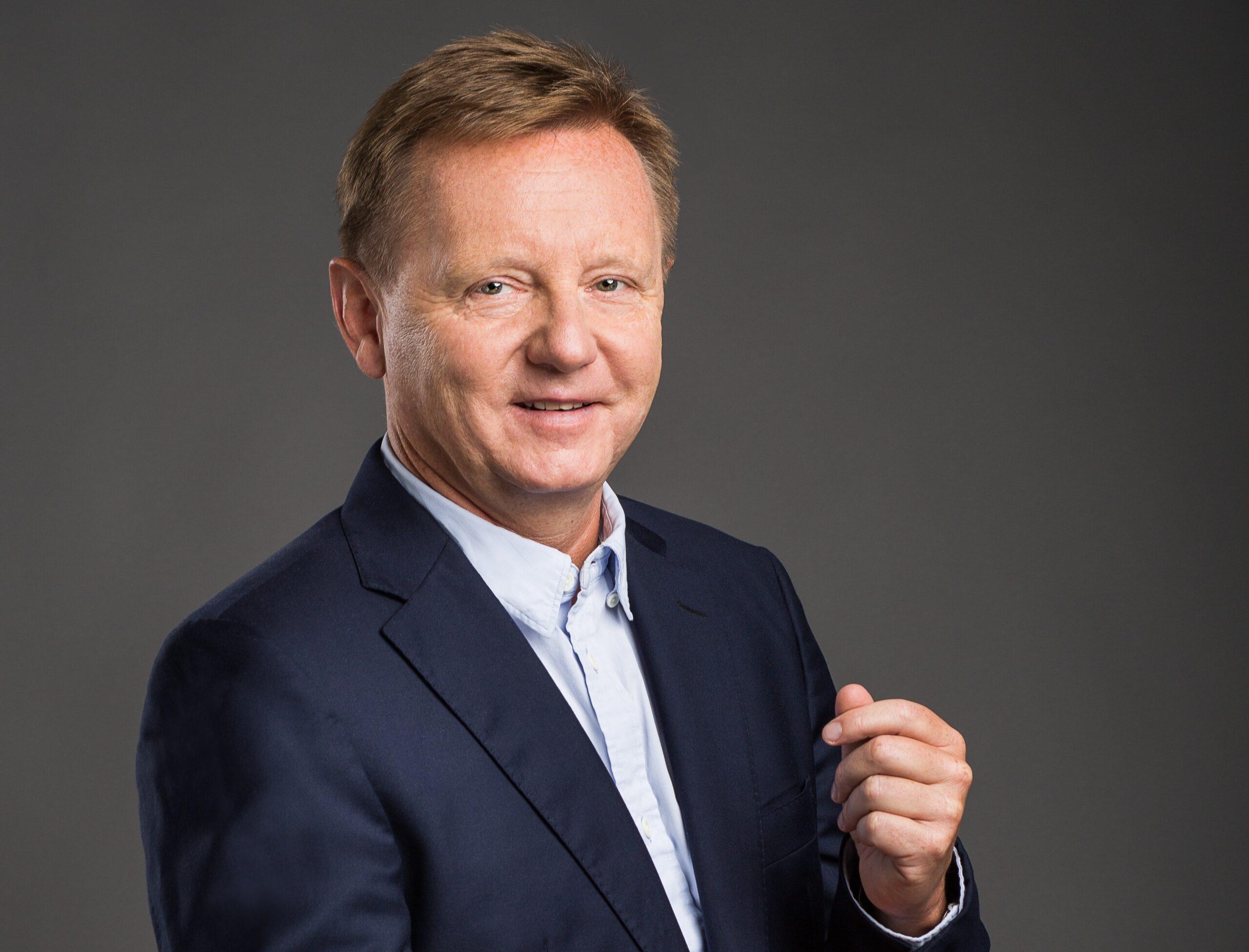 Jakub Swadźba: Wolę pracować w takim biznesie, niż sprzedawać broń czy ...